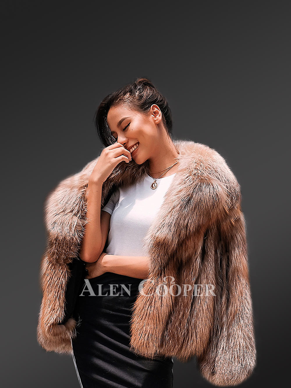 Women’s cool poncho styled real fox fur shaggy winter coat